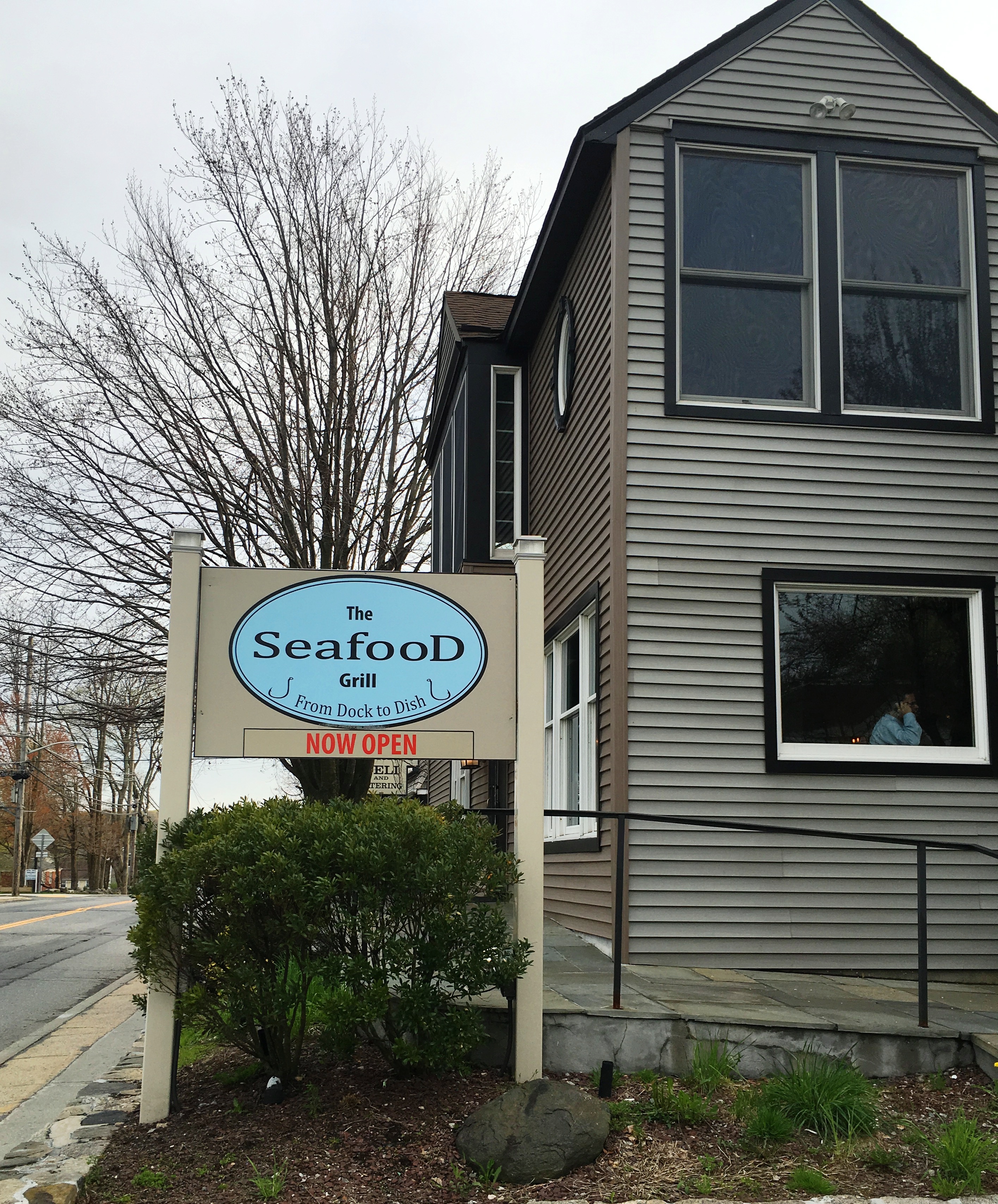 The Seafood Grill: a new Armonk restaurant features “dock to dish ...