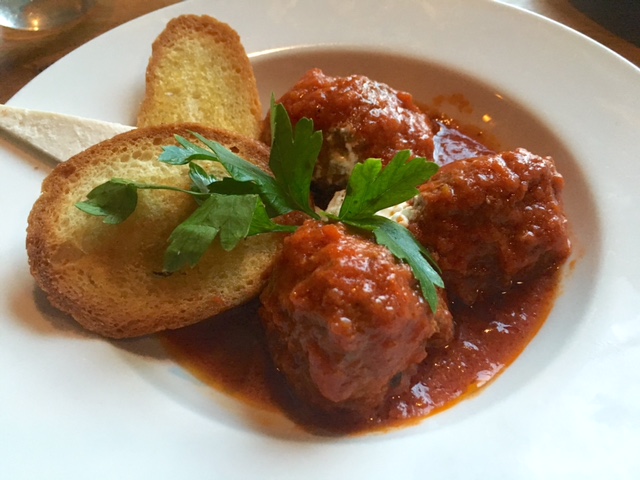 Romolo Gastro Pizza: Roman style cuisine comes to Ridgefield. Mangia ...